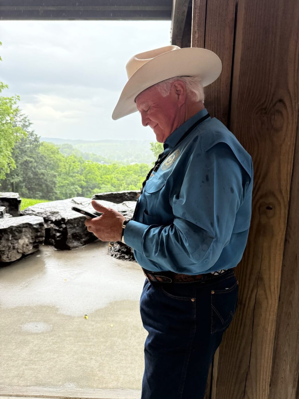 Reviewing the damage in Texas | Radio 570 WNAX